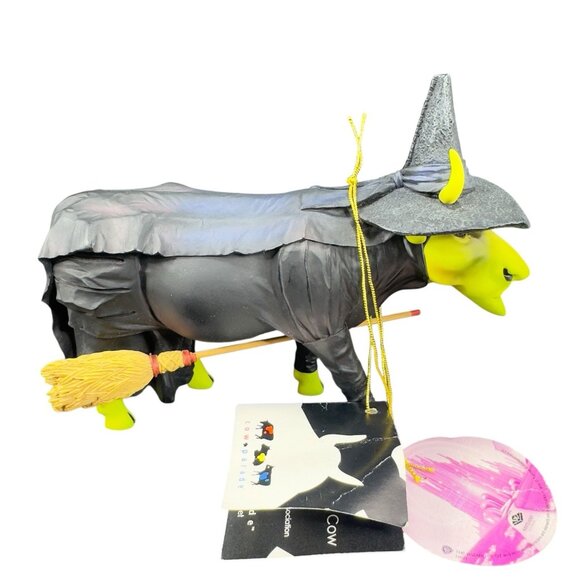 Cow Parade | Accents | 202 Cow Parade Udderly Witched Wizard Of Oz ...